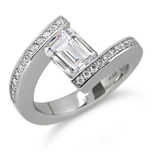 Kretchmer 18 Karat Double Helix Tension Set Ring | TQ Diamonds